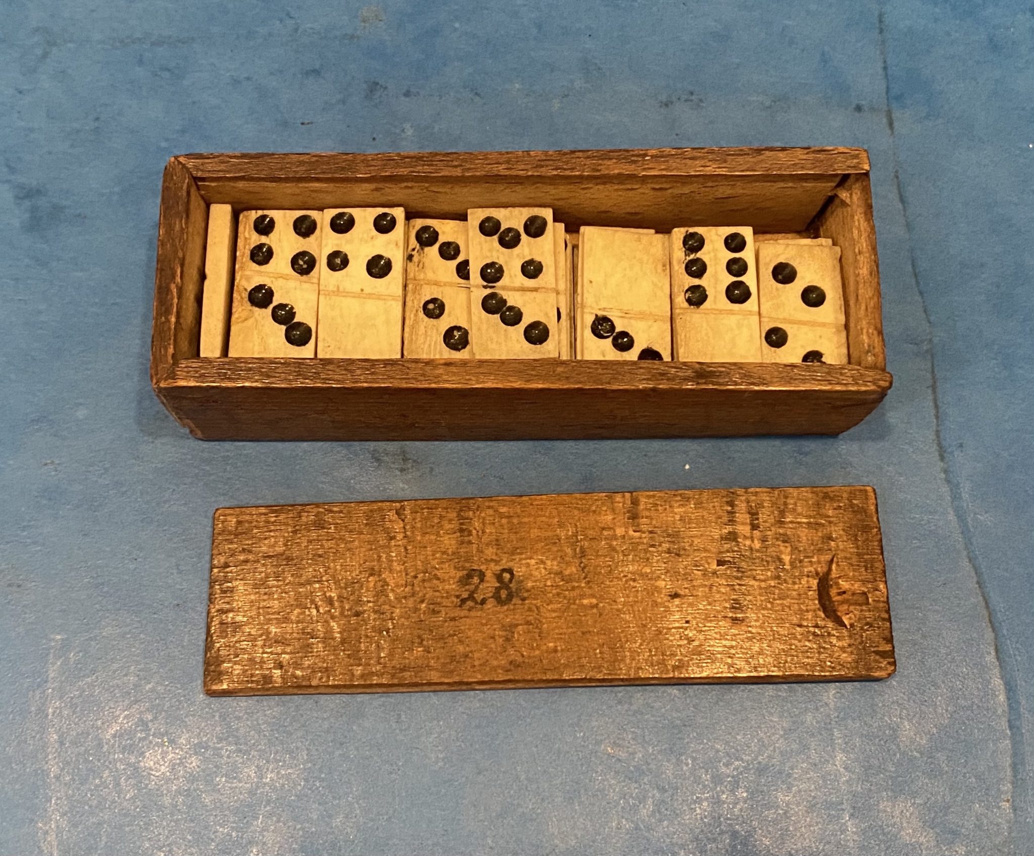 Victorian Complete Miniature Domino Set. - Mostly Boxes Antiques!