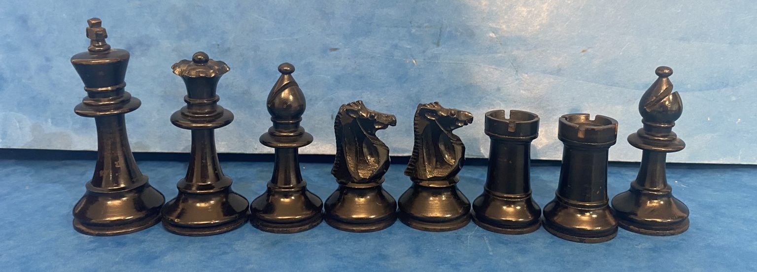 Victorian Chess and Black gammon set. - Mostly Boxes Antiques!