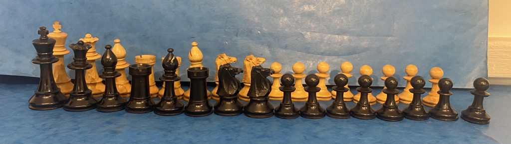 Victorian Chess and Black gammon set. - Mostly Boxes Antiques!