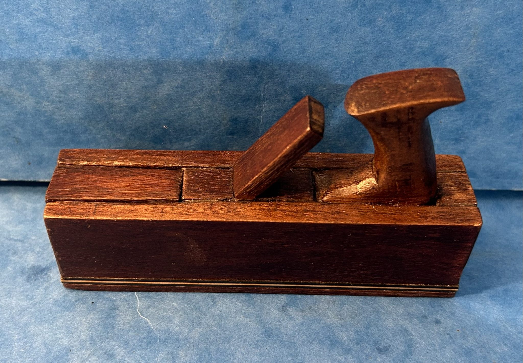 Victorian Mahogany Snuff Box In The Shape Of A Carpenters Bench Plane ...