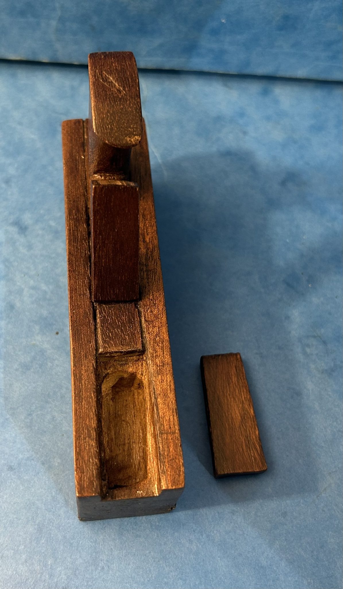 Victorian Mahogany Snuff Box In The Shape Of A Carpenters Bench Plane ...