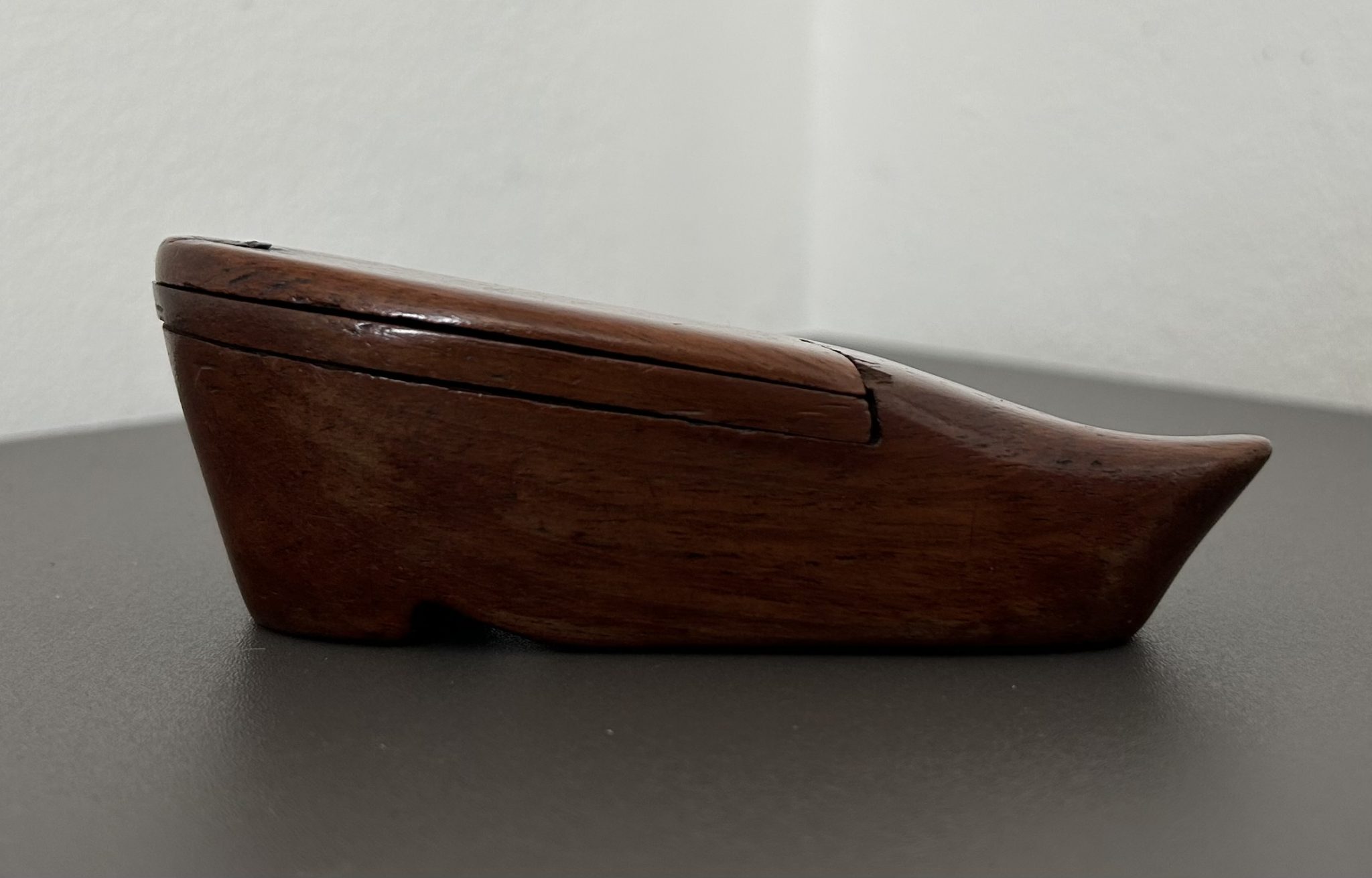 Victorian Mahogany Shoe Snuff Box. - Mostly Boxes Antiques!